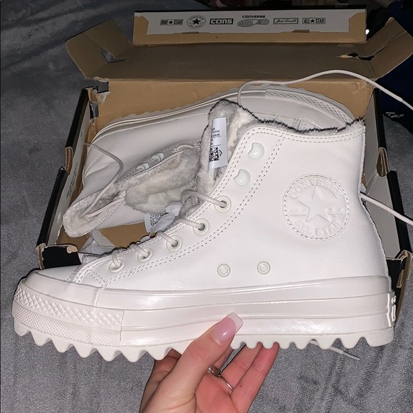 Converse | Shoes | Vintage White Converse | Poshmark